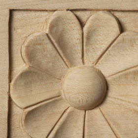 Quality Wood Rosettes and Small Carvings - Inviting Home